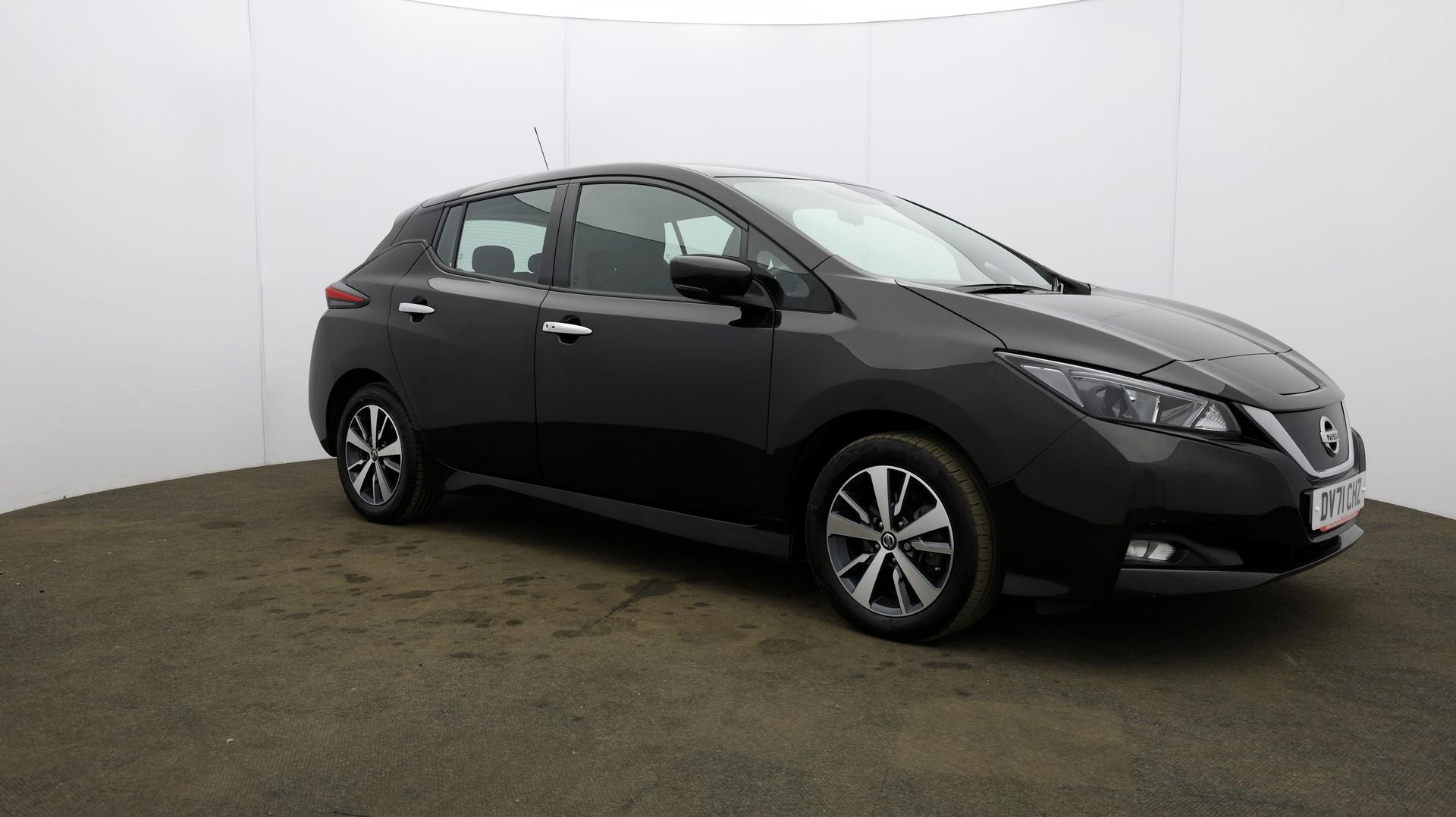 Nissan Leaf review | Auto Express