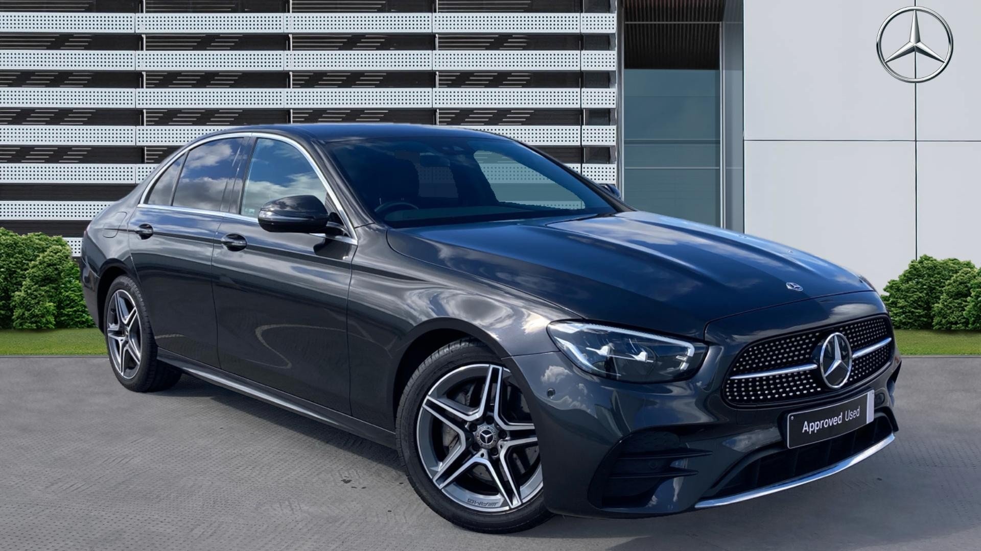 New Mercedes E 300 e plug-in hybrid 2023 review | Auto Express