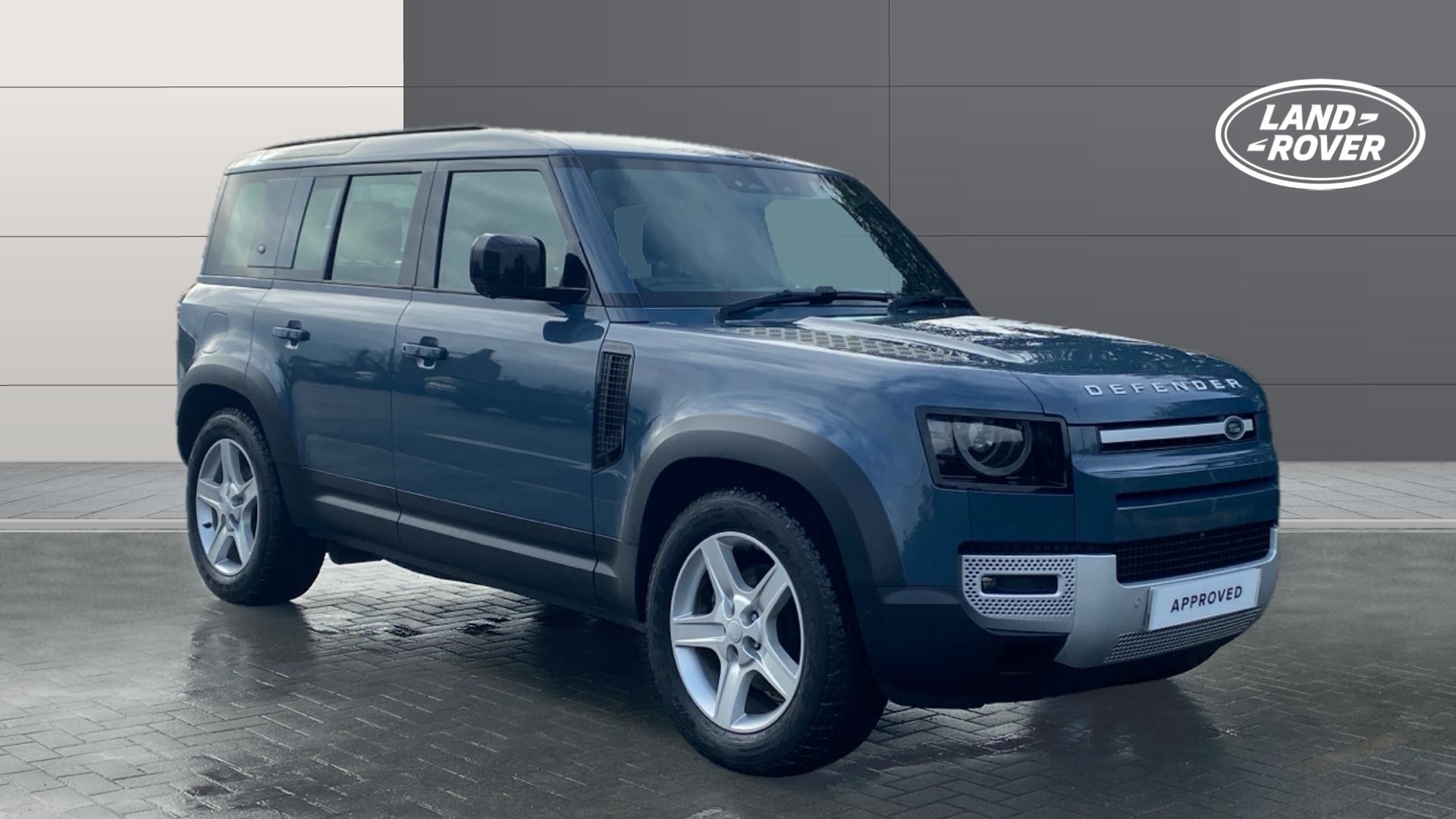 New Land Rover Defender Trophy Edition 2025 review: a family SUV for ...