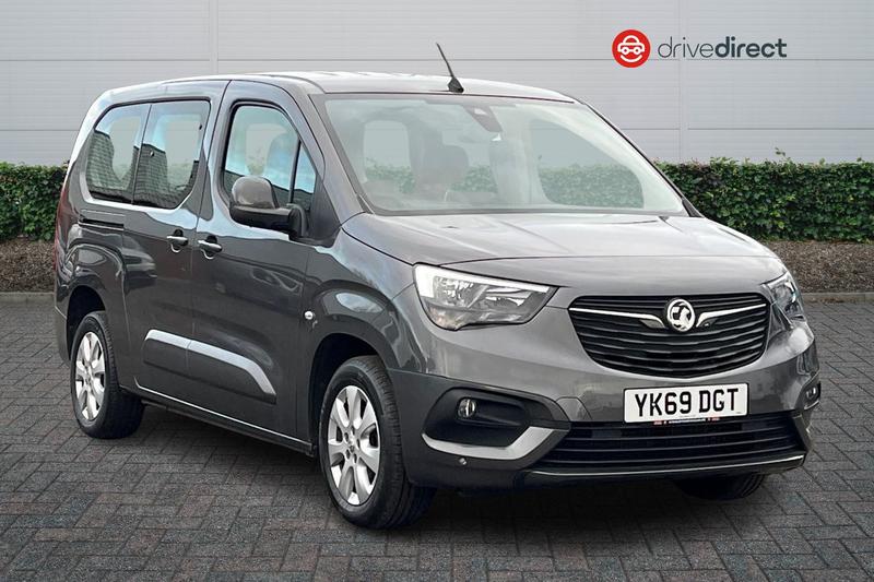 Vauxhall Combo Life review: MPV that's low on charisma, high on utility ...